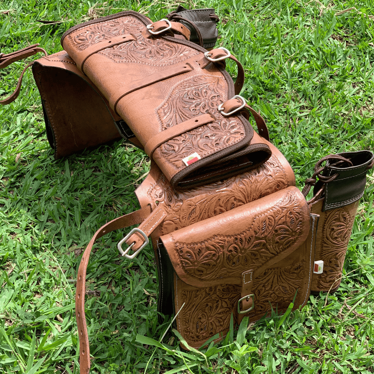 Alforge com Porta Bebidas e Capa de Sola MCS5508